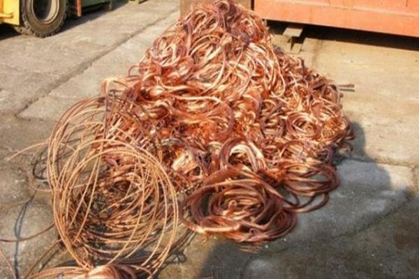 Canicattì, depredati 300 metri di fili di rame