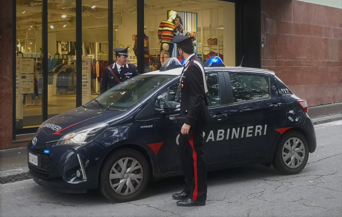 Messina, Blitz dei Carabinieri del Nucleo Radiomobile: Arrestato 19enne ...